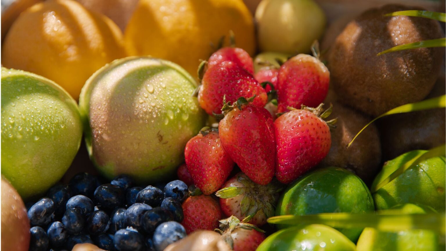 7 Best Fruits for Great Skin and Hair