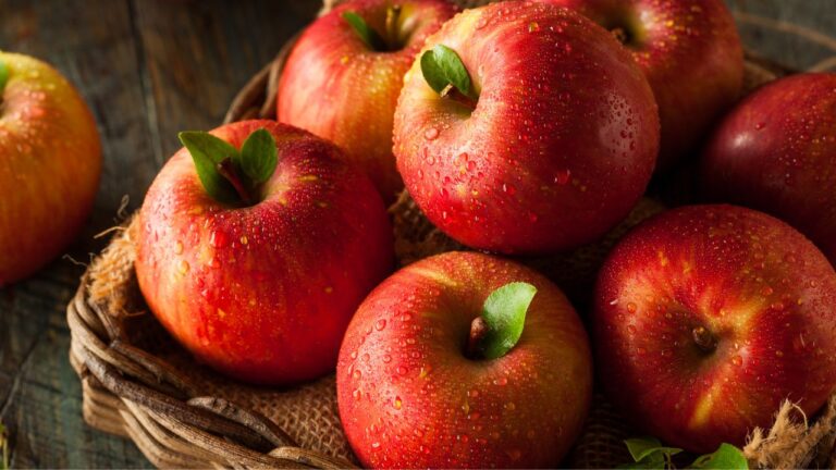 9 High Iron Fruits to Boost Your Health