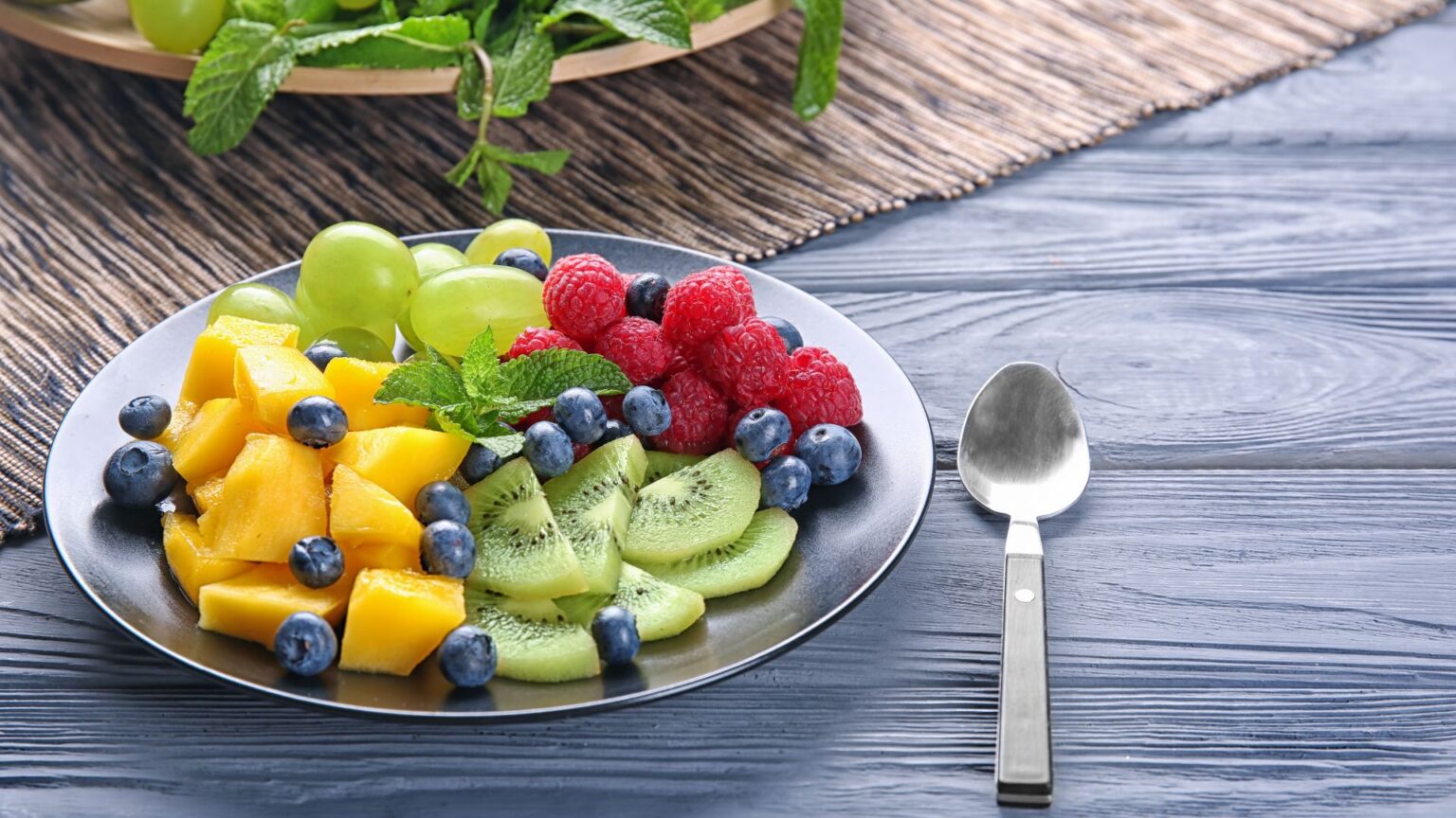 9 Fruits for Breakfast to Start Your Day Right