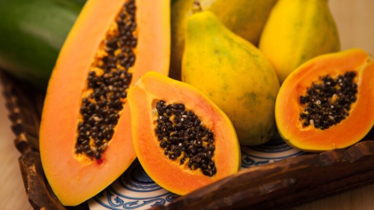 10 Fruits for Energy to Beat Fatigue and Boost Vitality