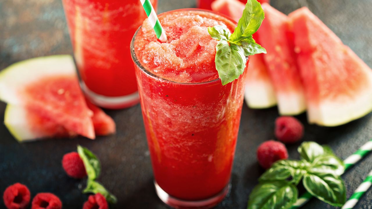 7 Fruits to Juice Together for Refreshing Flavor Combinations