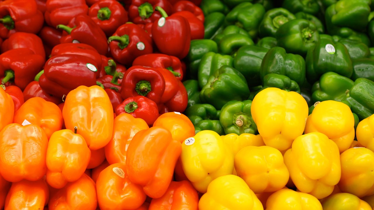 Bell Peppers: Nutrition and Other Benefits