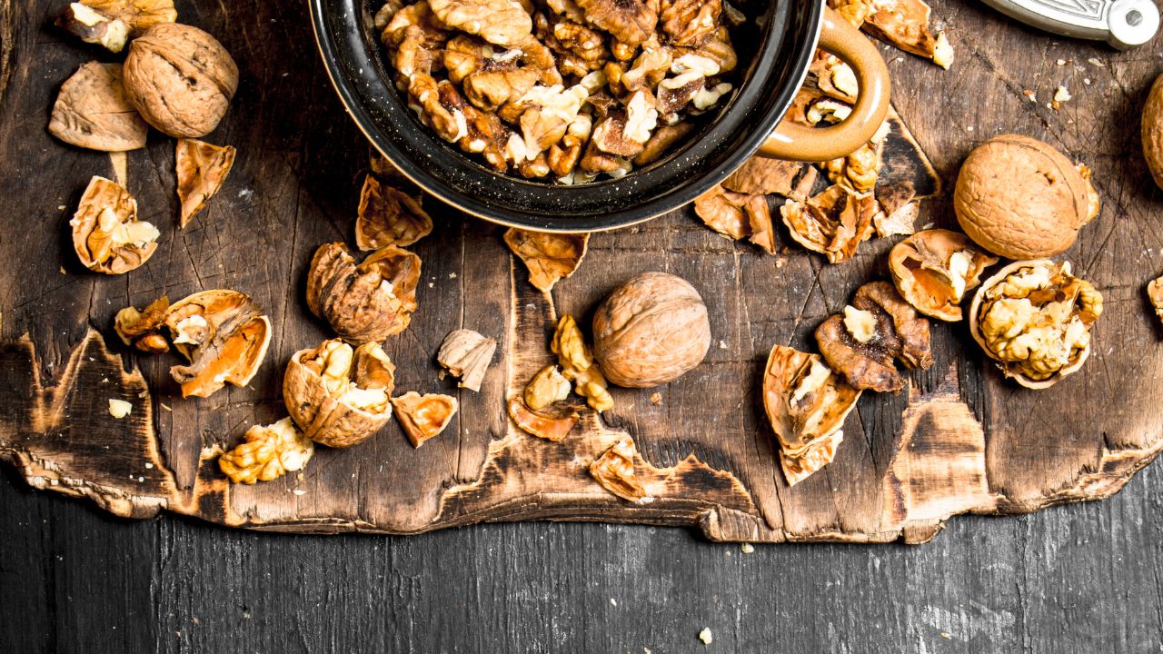 Walnuts: Health Benefits, Nutrition, and Diet