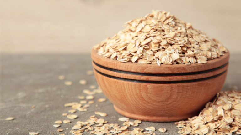Oats and Oatmeal: Health Benefits, Types, Sources
